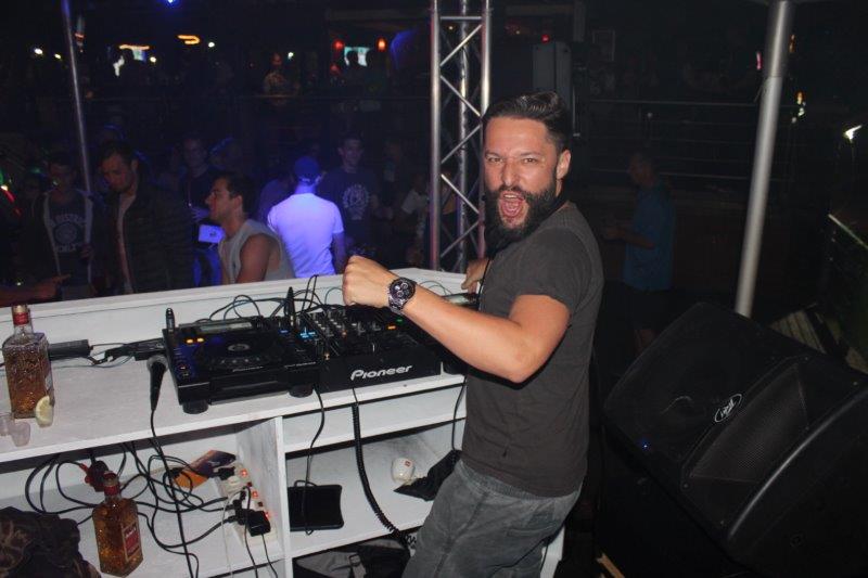 Well known DJ brings the party to Jock Pub and Grill | Lowvelder