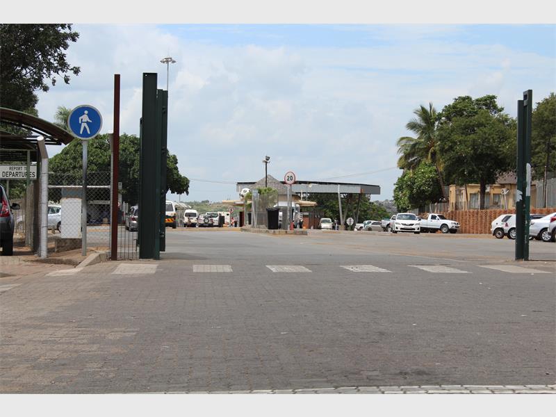 Suspects arrested at border for fraud, corruption | Lowvelder