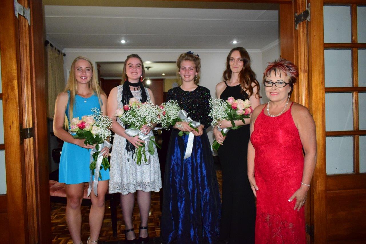 Students string audience through the classics | Lowvelder