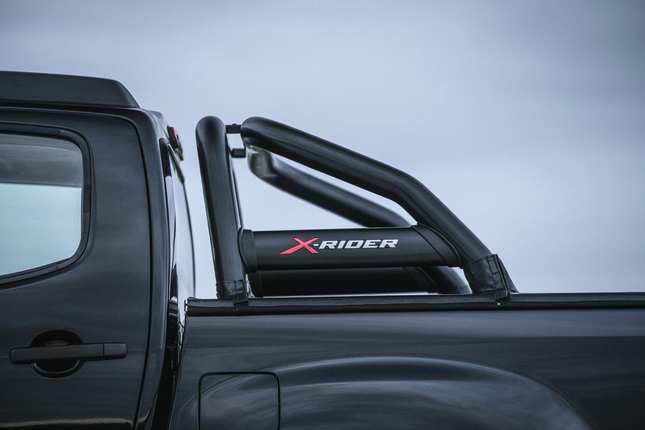 Stand out in the Isuzu X-Rider Black | Lowvelder