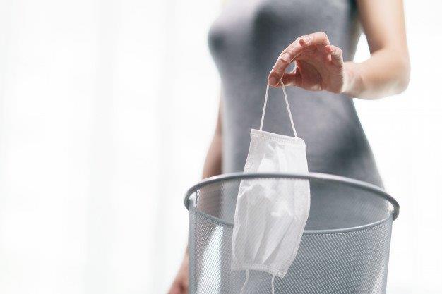 Wear your mask safely | Lowvelder