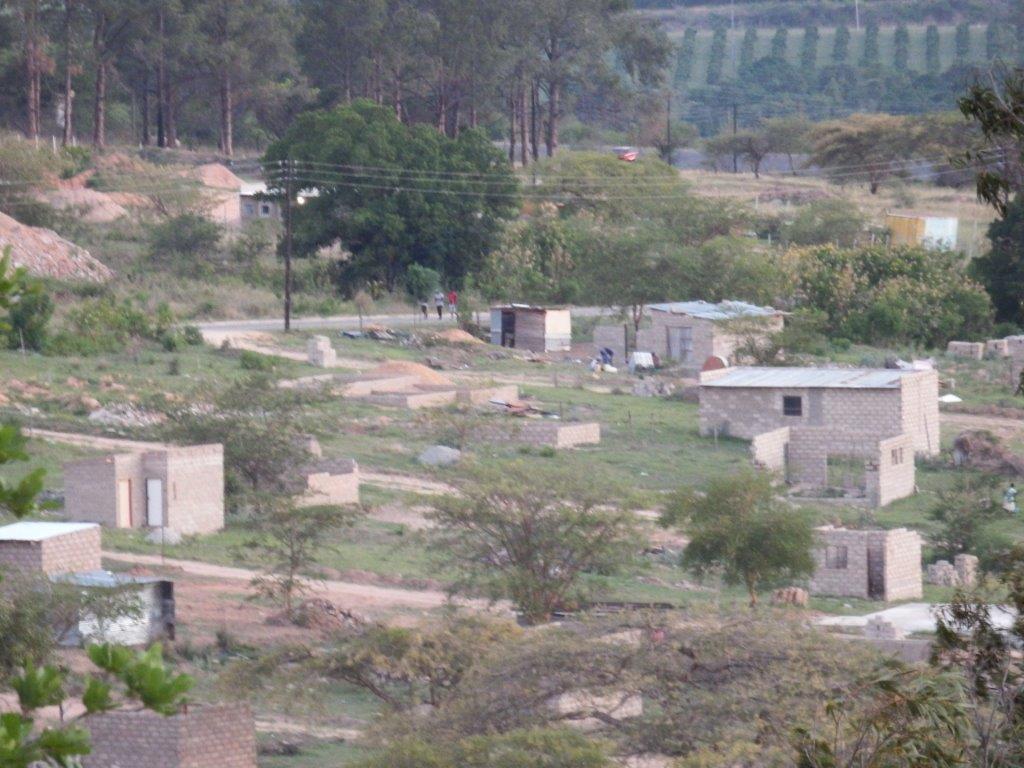 Tekwane squatters once again shrug off court order | Lowvelder