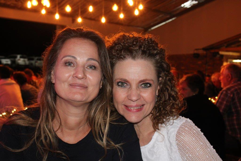 IN FOTO'S: Steve en ander versit berge vir kankerpasiënte | Lowvelder