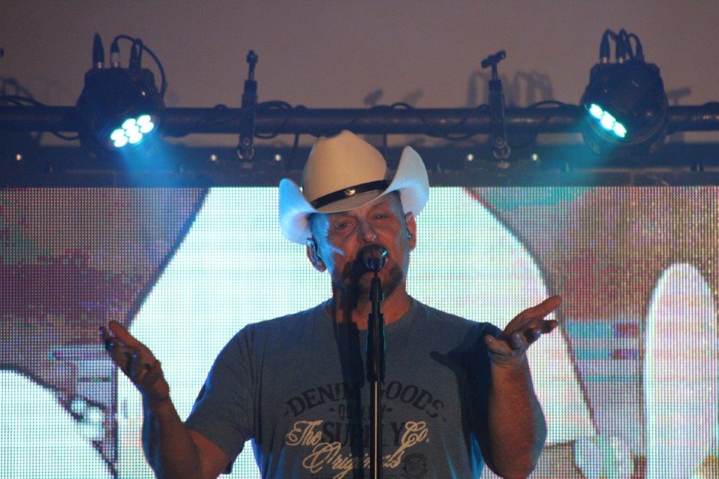 IN FOTO'S: Steve en ander versit berge vir kankerpasiënte | Lowvelder