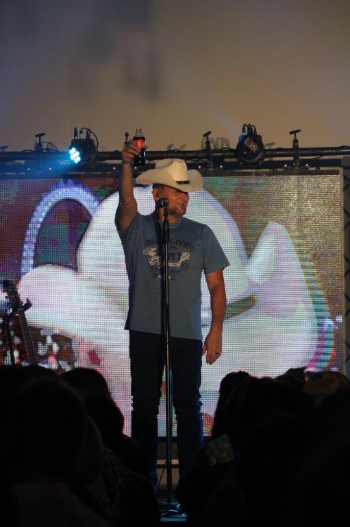 IN FOTO'S: Steve en ander versit berge vir kankerpasiënte | Lowvelder