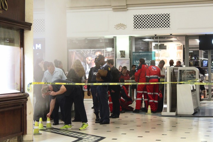 Life-saving tips to follow on the event of a mall robbery | Lowvelder
