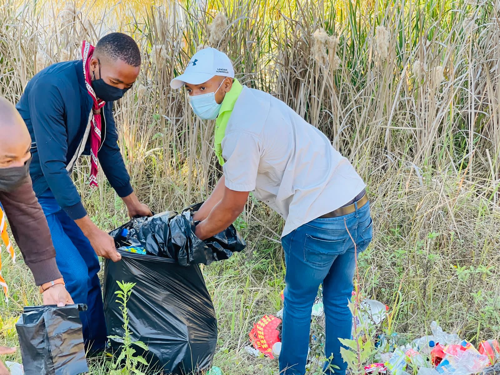 IN PHOTOS: Scouts' wetland clean-up a Youth Day success | Lowvelder