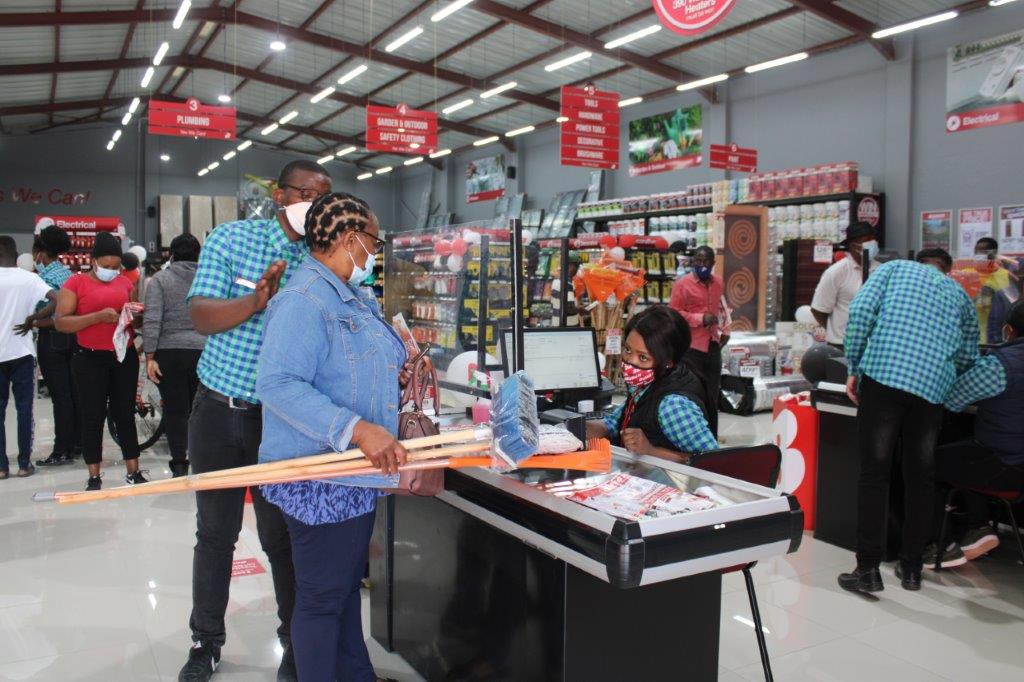 Dwarsloop’s Build it there for the community | Lowvelder