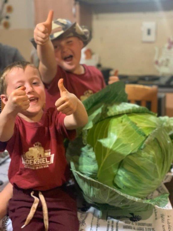 Reuse koolkop geoes | Lowvelder