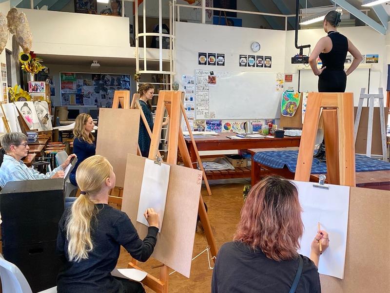 Hone your drawing skills with Lowveld Figure Drawing | Lowvelder