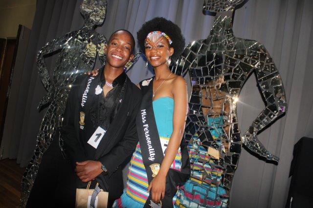 Humor en musiek sorg vir feestelike Face of LHS | Lowvelder