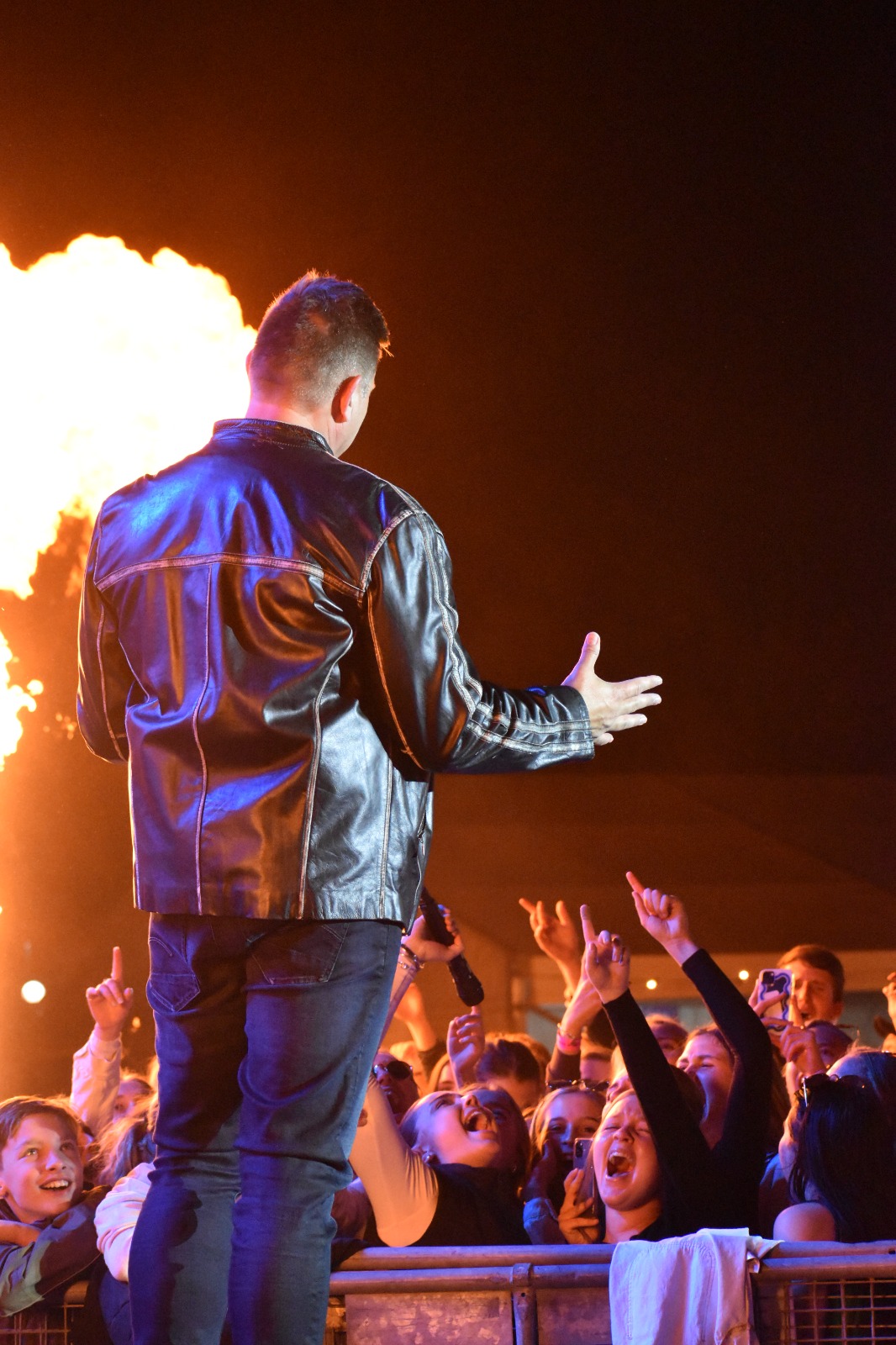 IN FOTO’s: Innibos Huisgenoot Afskopkonsert het duisende in vervoering ...