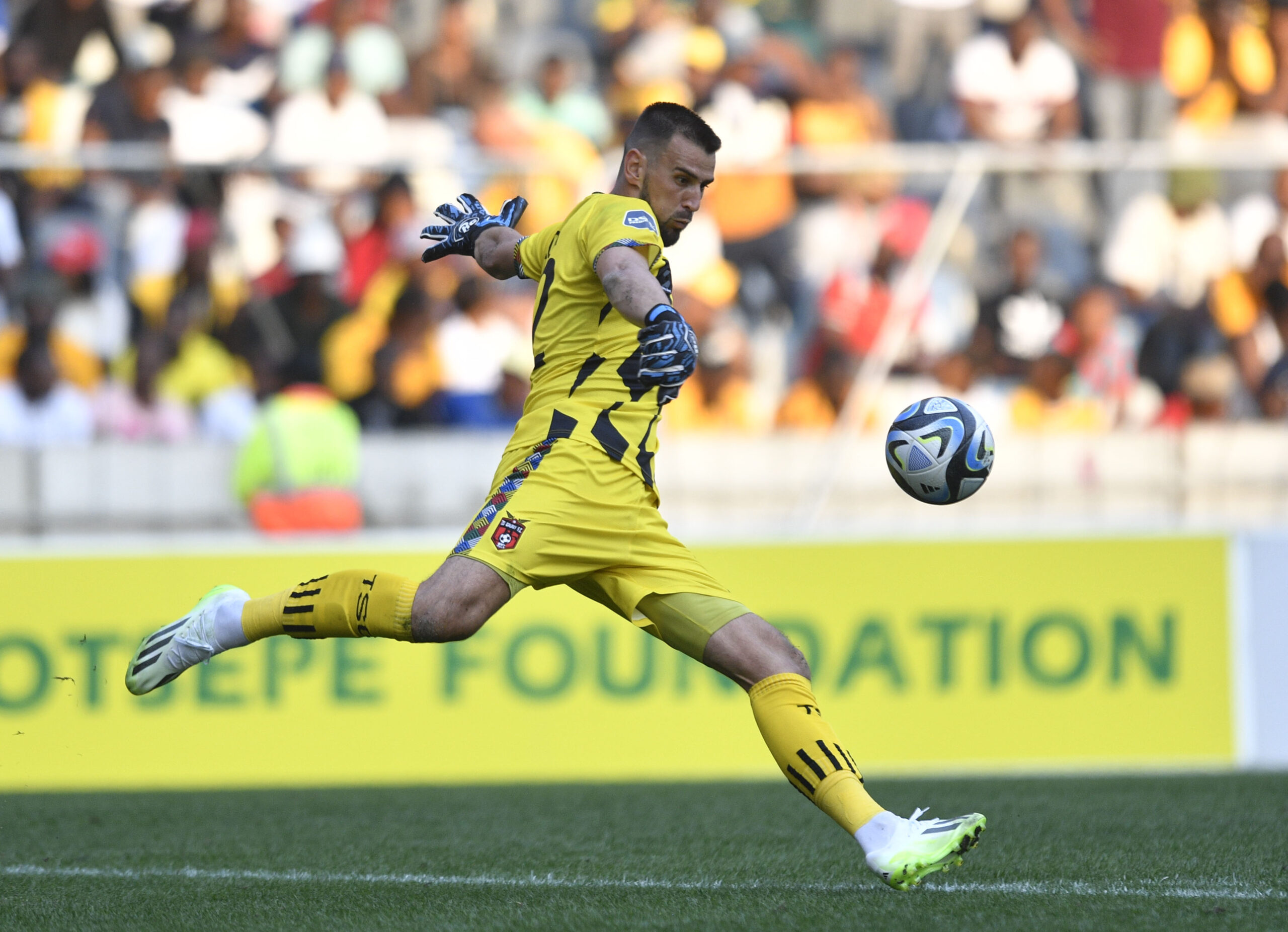 Kaizer Chiefs charged with misconduct after fans abuse coach at ...