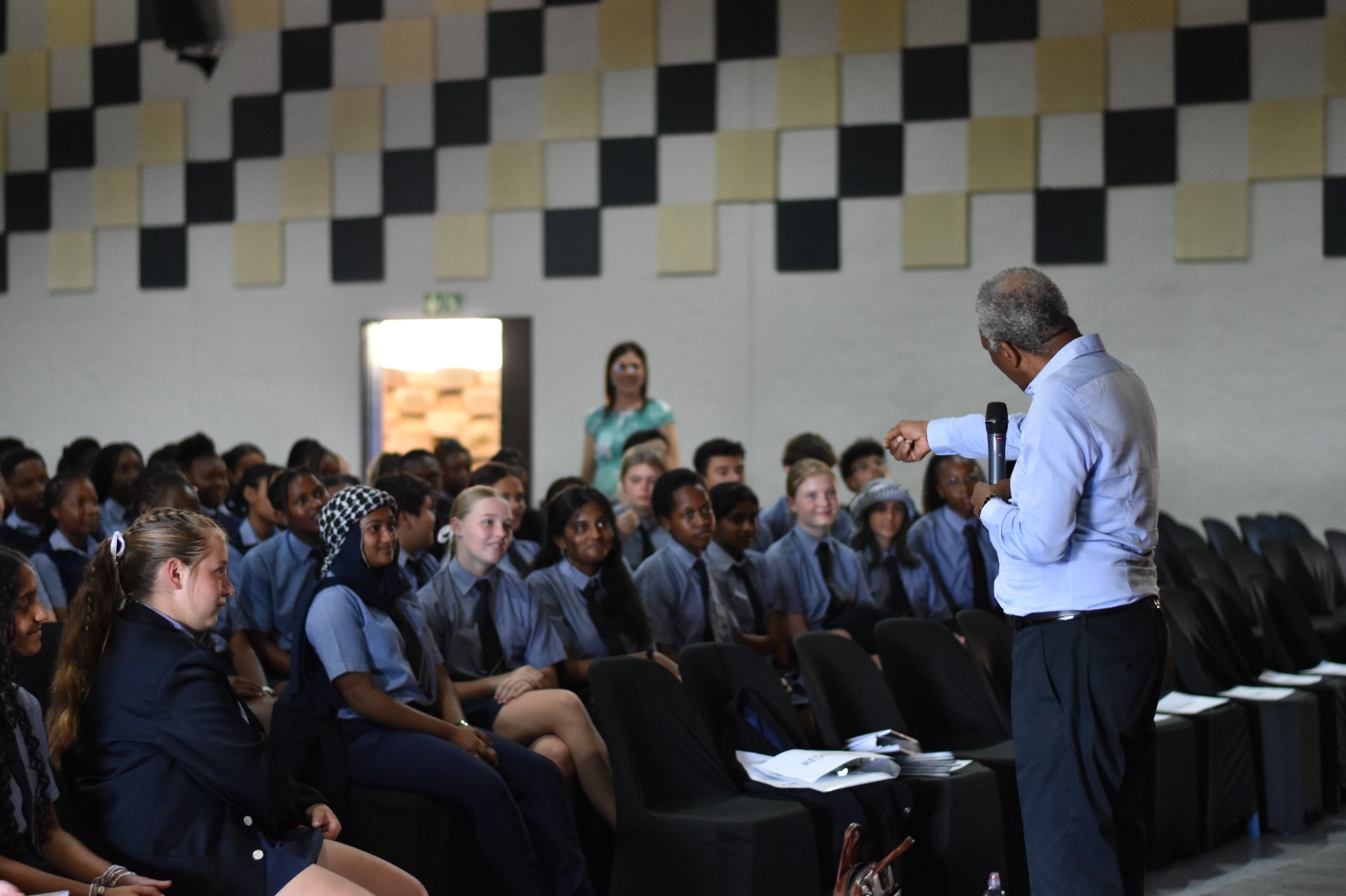 Dr Mathews Phosa inspires Curro Nelspruit learners with his poetry ...
