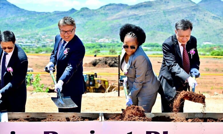 Premier leads sod-turning for construction of solar plant project in ...