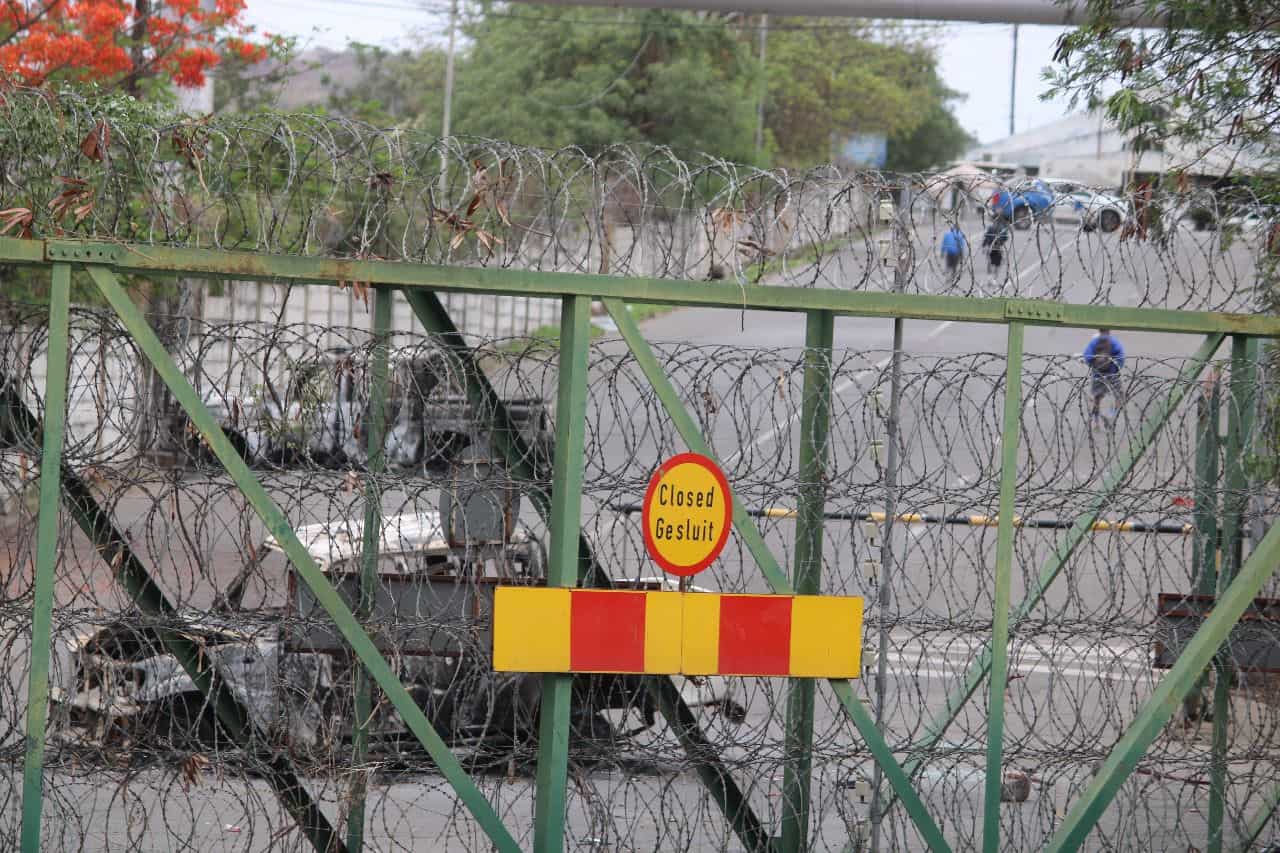 Komatipoort businesses bend under Lebombo Border debacle | Lowvelder