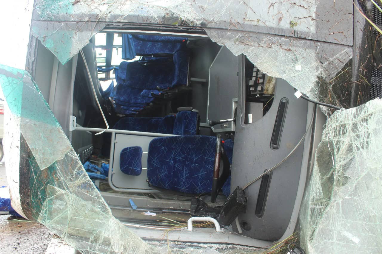 Bus carrying American tourists involved in accident on Dullstroom road ...