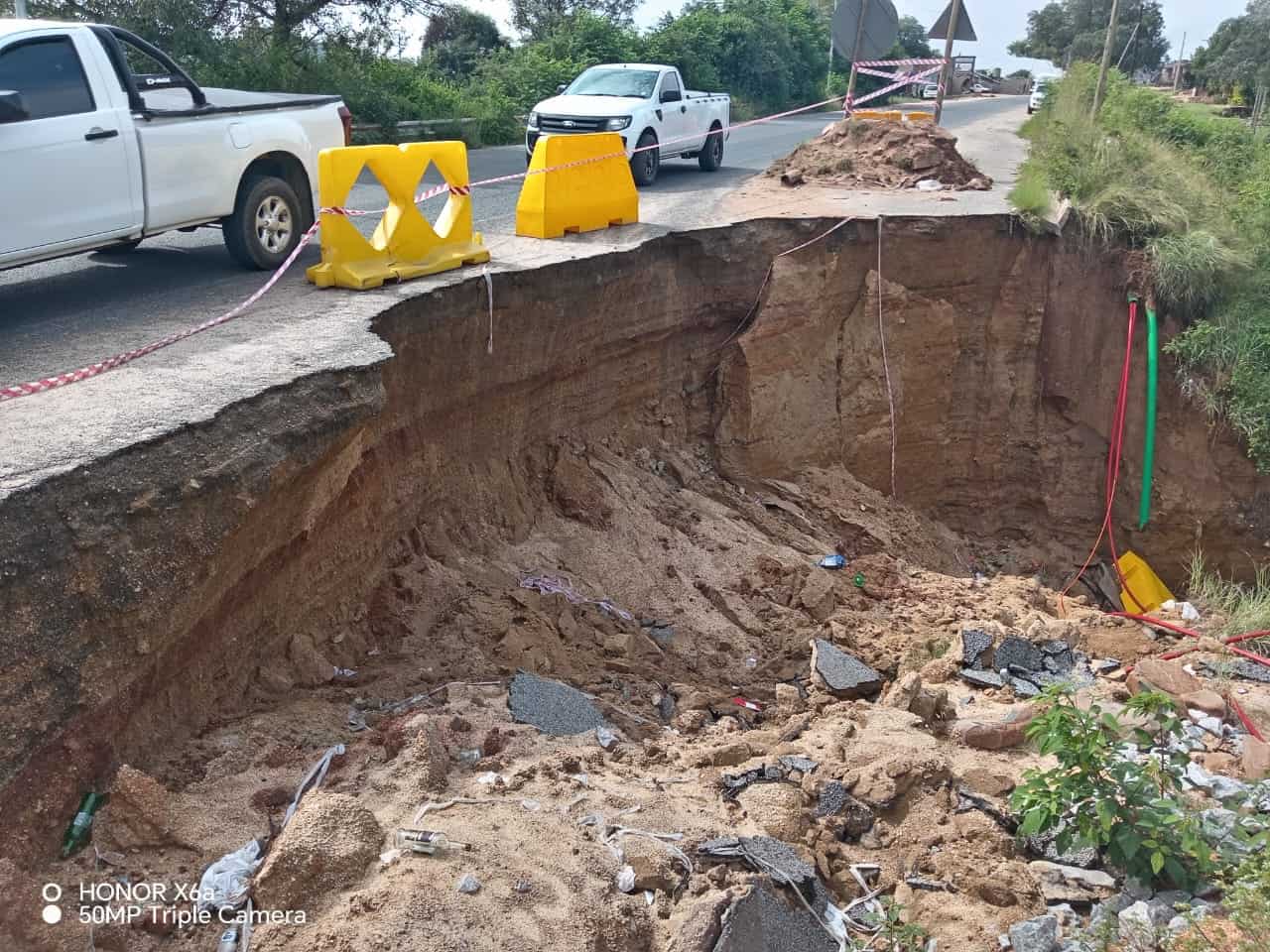 Disaster in waiting on the R538 near Hazyview | Lowvelder