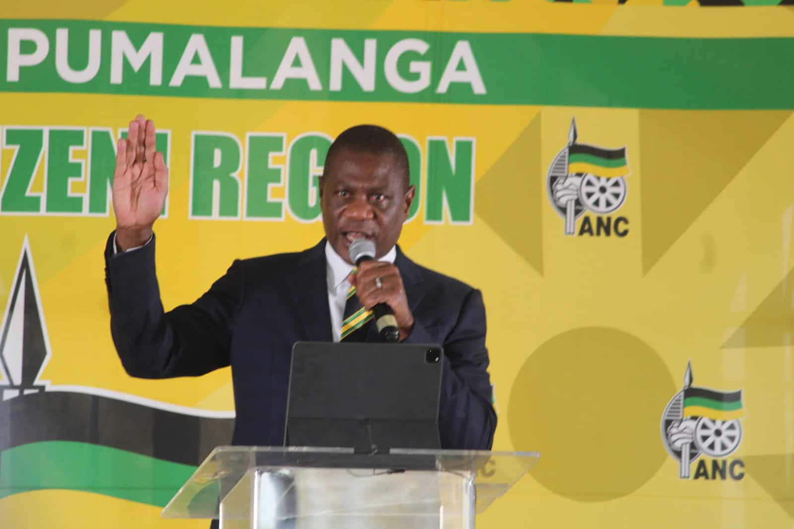Thousands gather in Masoyi to honour David Mabuza | Lowvelder