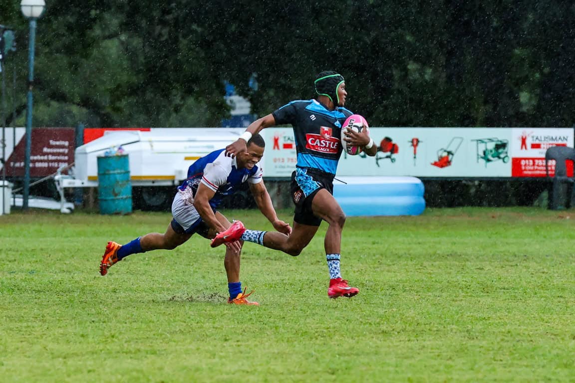 IN PHOTOS: Hennie's show furious bite and ferocious bark at Stonehouse ...