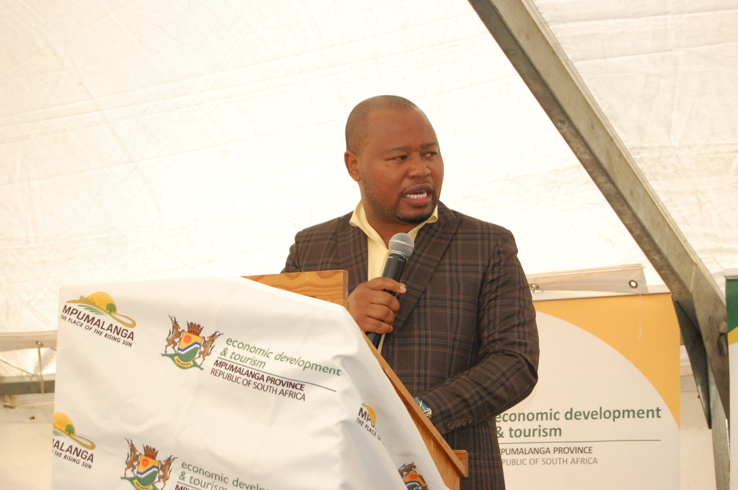 IN PHOTOS: Elukwatini community members benefit from a visit from MEC ...