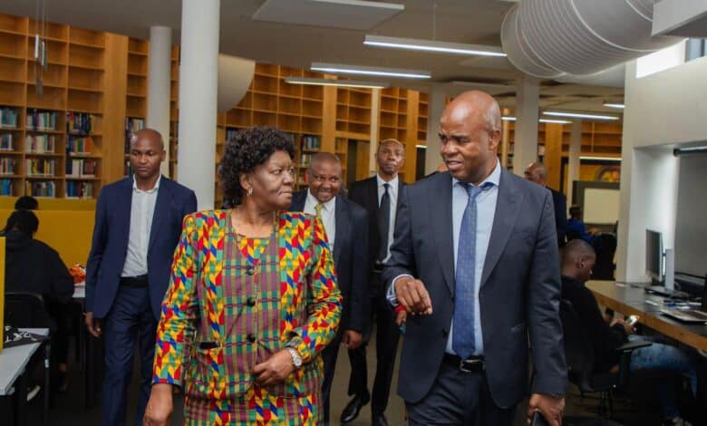 Premier acknowledges work done by University of Mpumalanga during ...
