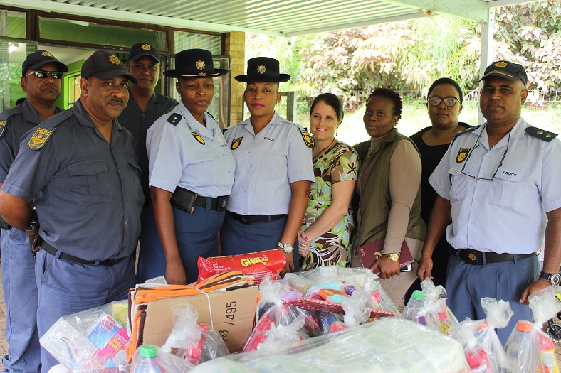 Umbilo SAPS celebrates with children | Berea Mail
