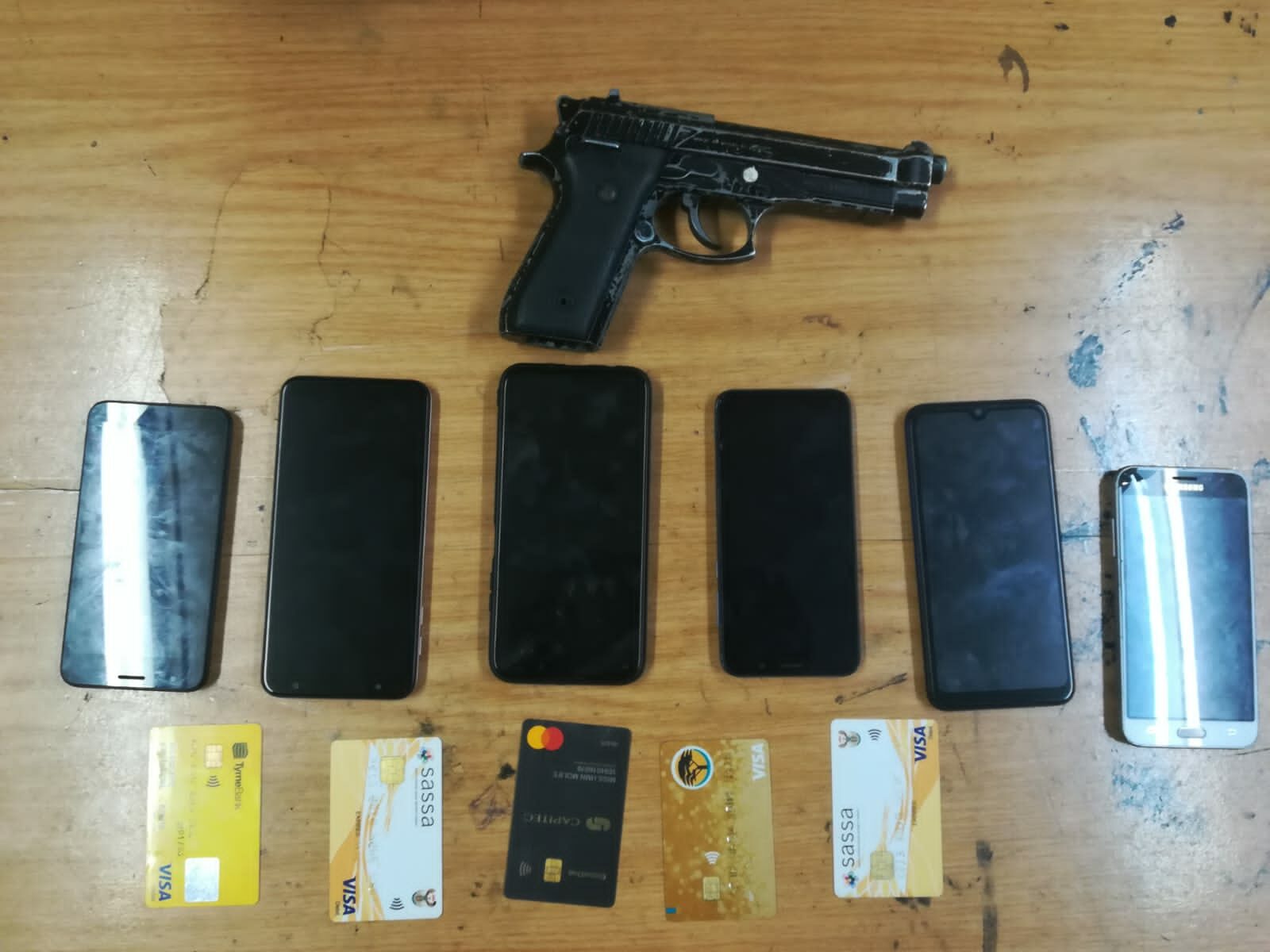 Umbilo SAPS arrest five suspects in toy gun robbery | Berea Mail