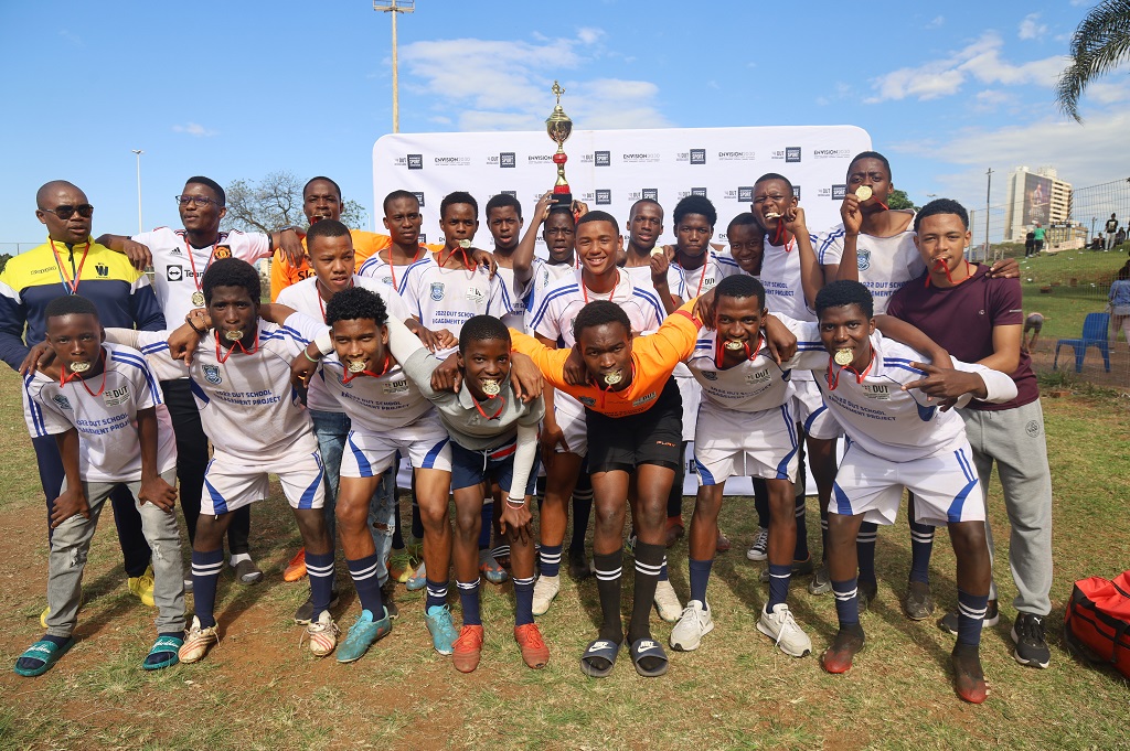 Schools smash it at sports tournament | Berea Mail