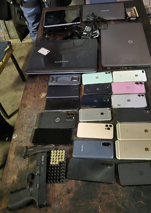 Phone theft leads to raid, bust at Bertha Mkhize Street | Berea Mail