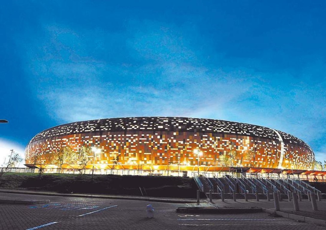 South Africans brave weather for memorial | Alex News