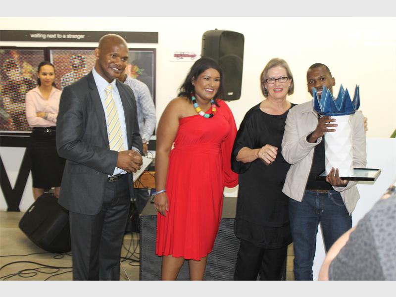 Artists win handsomely at taxi awards competition | Alex News