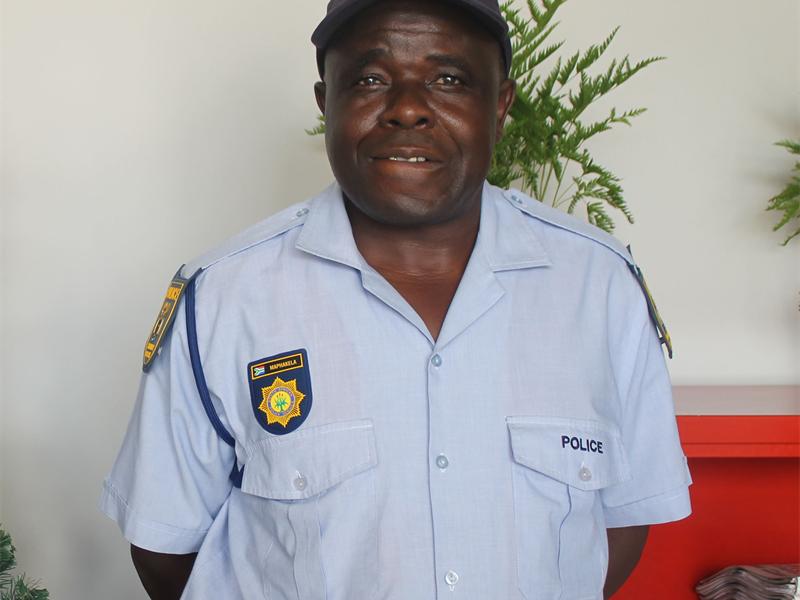 Man knocks another unconscious with hammer, arrested | Alex News