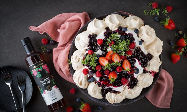 Sunday spoil: Pavlova with cream and mixed berry balsamic jam | Alex News