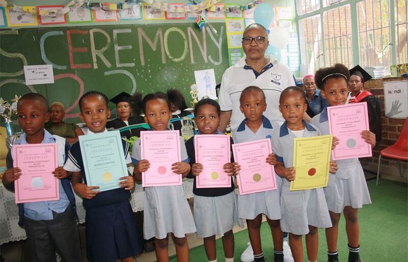 Dr Knak learners in Alex honoured for a ‘job well done’ | Alex News