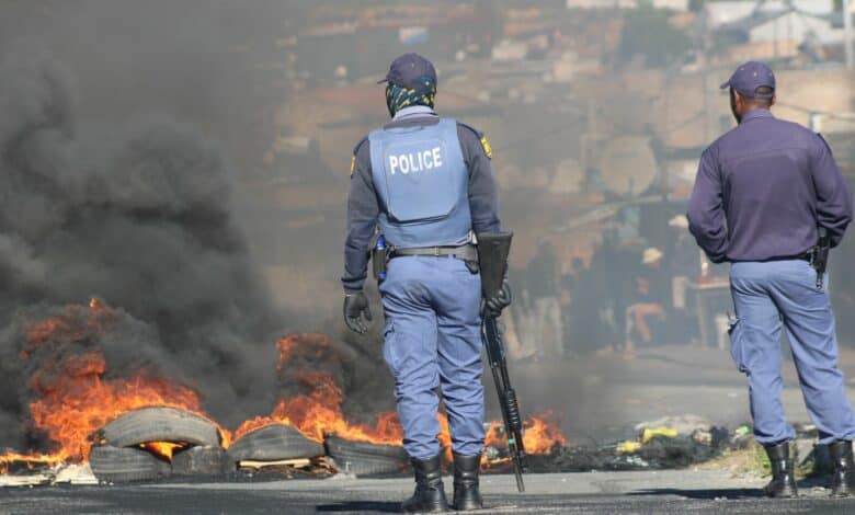 Alex residents block road over month-long power outage | Alex News