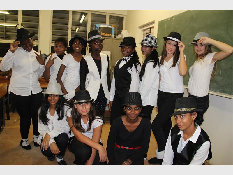 PHOTOS: Escombe showcases pupils' talents | Highway Mail