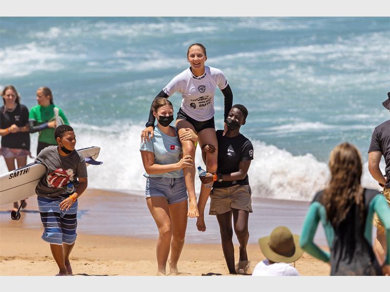 Gabbi makes waves at Ballito Pro | Highway Mail