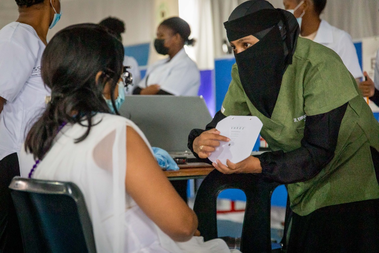 Optometry educator develops new eye test | Highway Mail