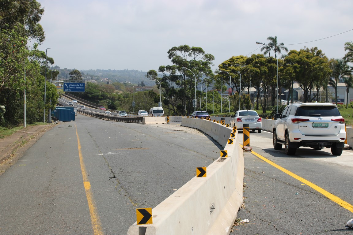 Major roads closed for M13 bridge demolition | Highway Mail