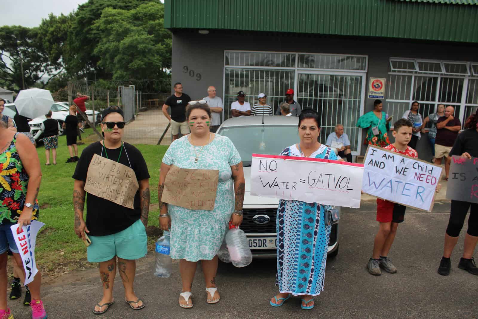 Moseley, Northdene residents furious after weeks without water ...