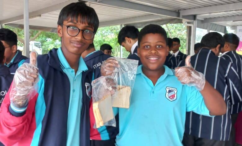 Sandwich drive inspires hope | Highway Mail