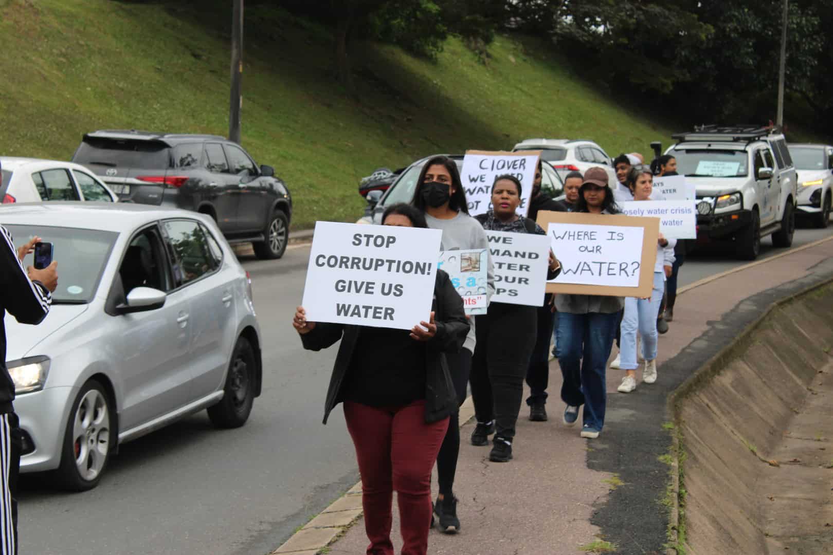 Ward 63 residents protest over water crisis | Highway Mail