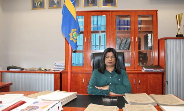 WARNING: Woman fraudster impersonating a police officer | Highway Mail