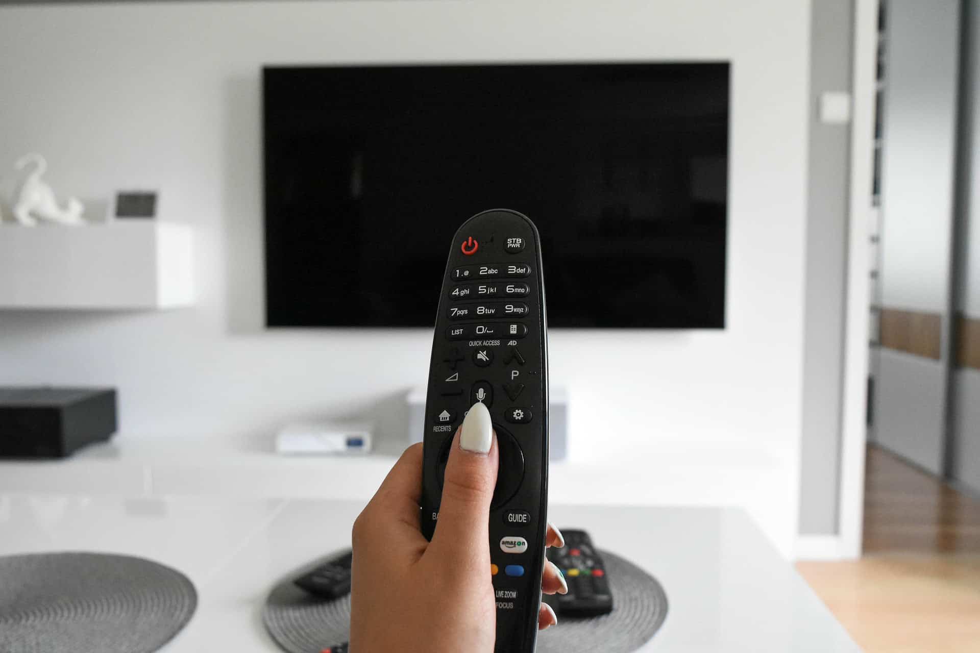 SABC cracks down on unpaid TV licences | Highway Mail
