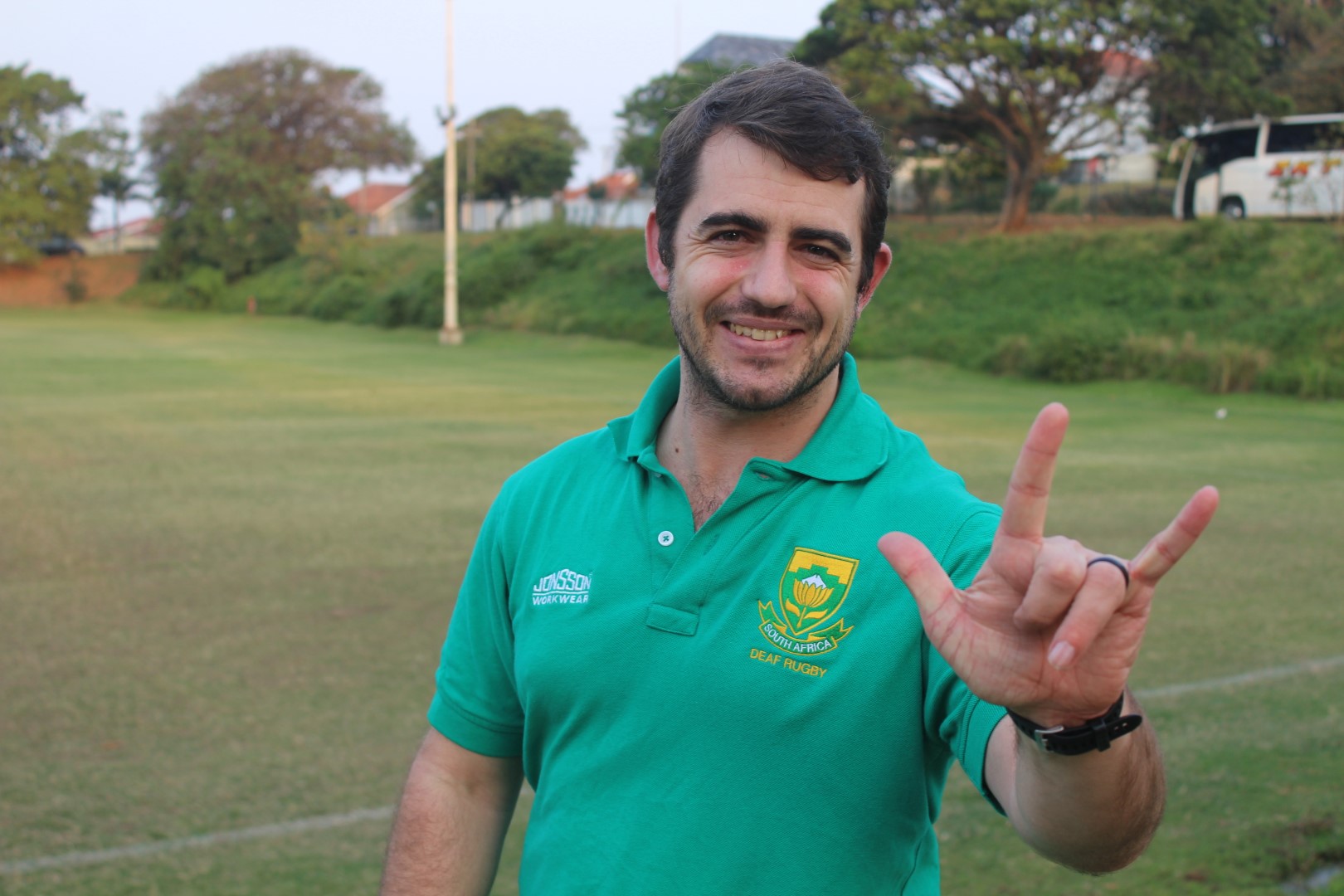 VIDEO: Local rugby player teaches us some basics of sign language ...
