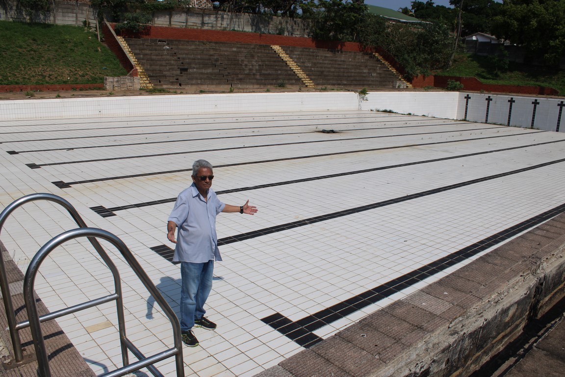 Firwood Road pool frustrations deepen | Northglen News