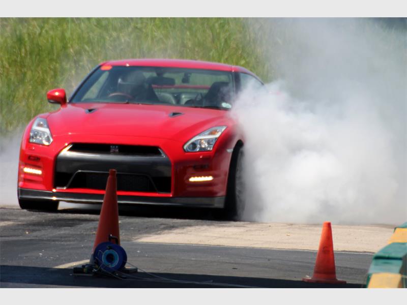 Dragsters 'gas it' at Dezzi raceway | South Coast Herald