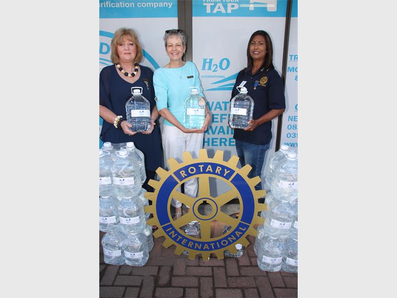 South Coast Rotary Anns donate water to thirsty Cape Town | South Coast ...