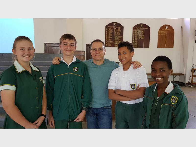 Izotsha Primary studies effects of 'digital brain' | South Coast Herald